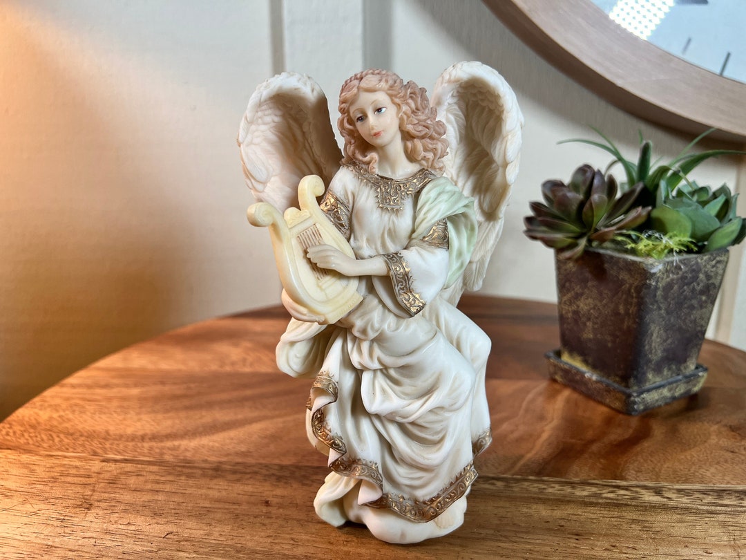 Seraphim Classics, Cymbeline, Peace Maker, Playing Harp, Roman, Angel ...