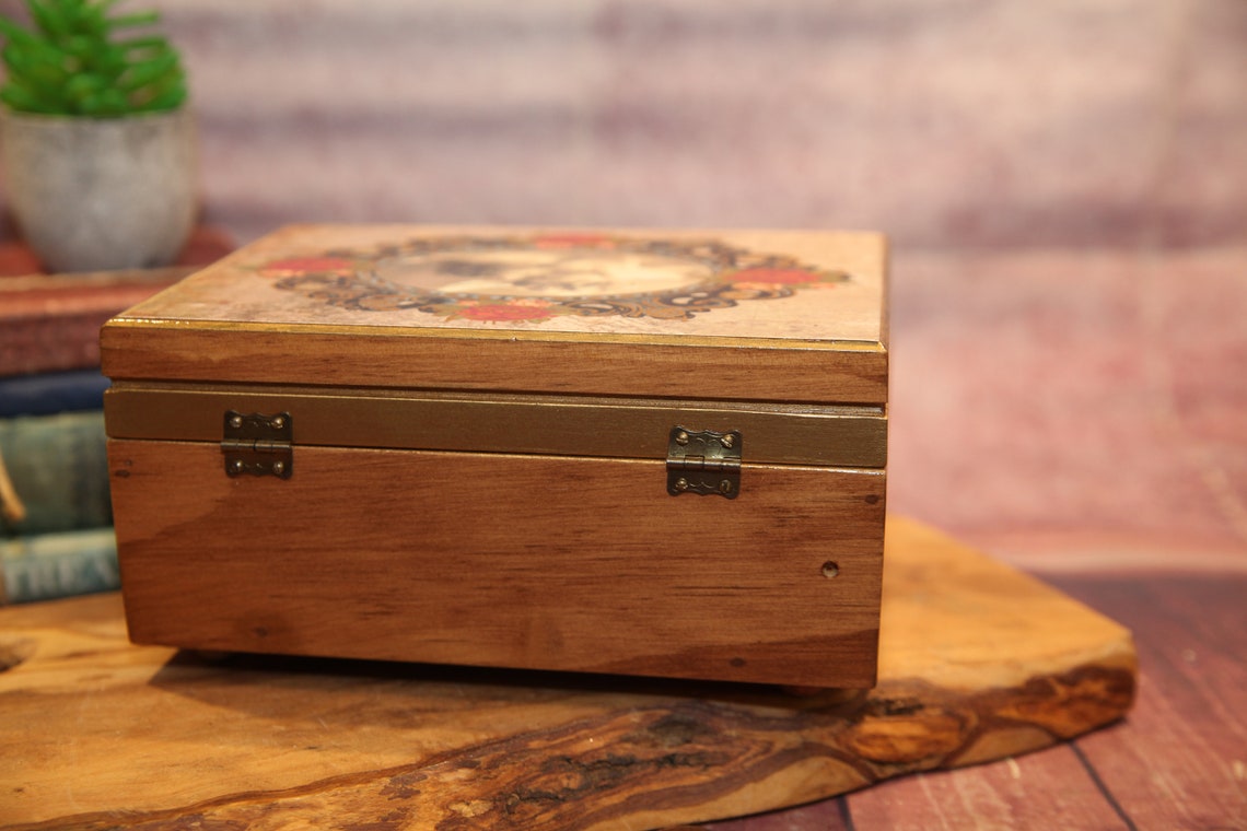 Vintage Wood Jewelry Box. Cherubs Trinket Box 7' - Etsy
