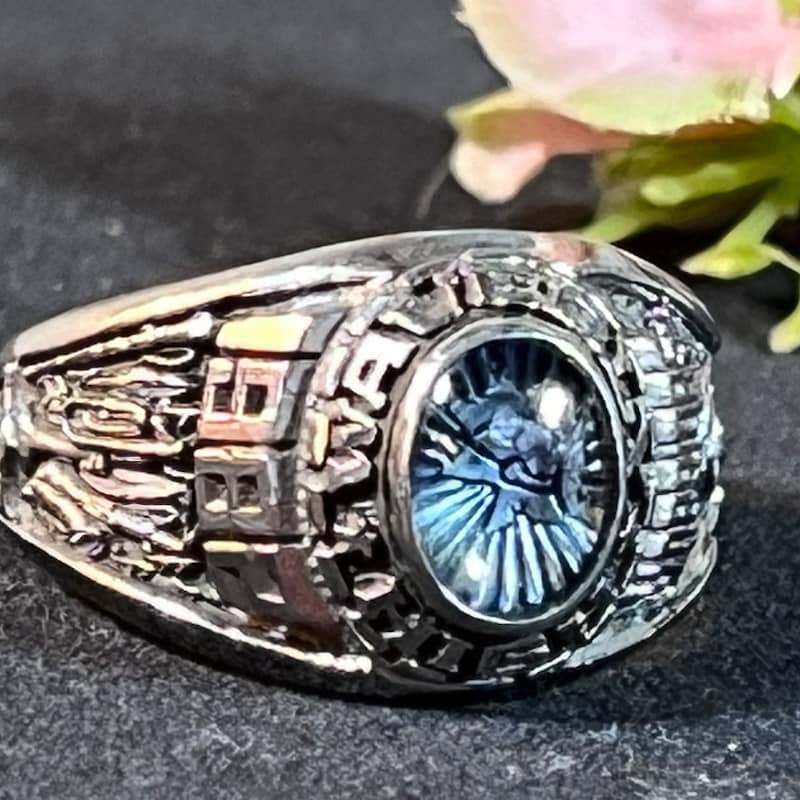Class Ring - Etsy