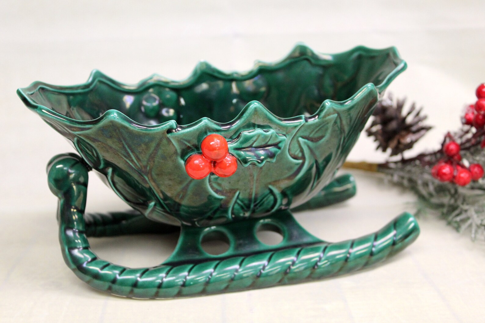 Vintage Lefton Green Ceramic Dish Holly and Berries | Etsy Vintage Lefton Green Ceramic Dish Holly and Berries | Etsy