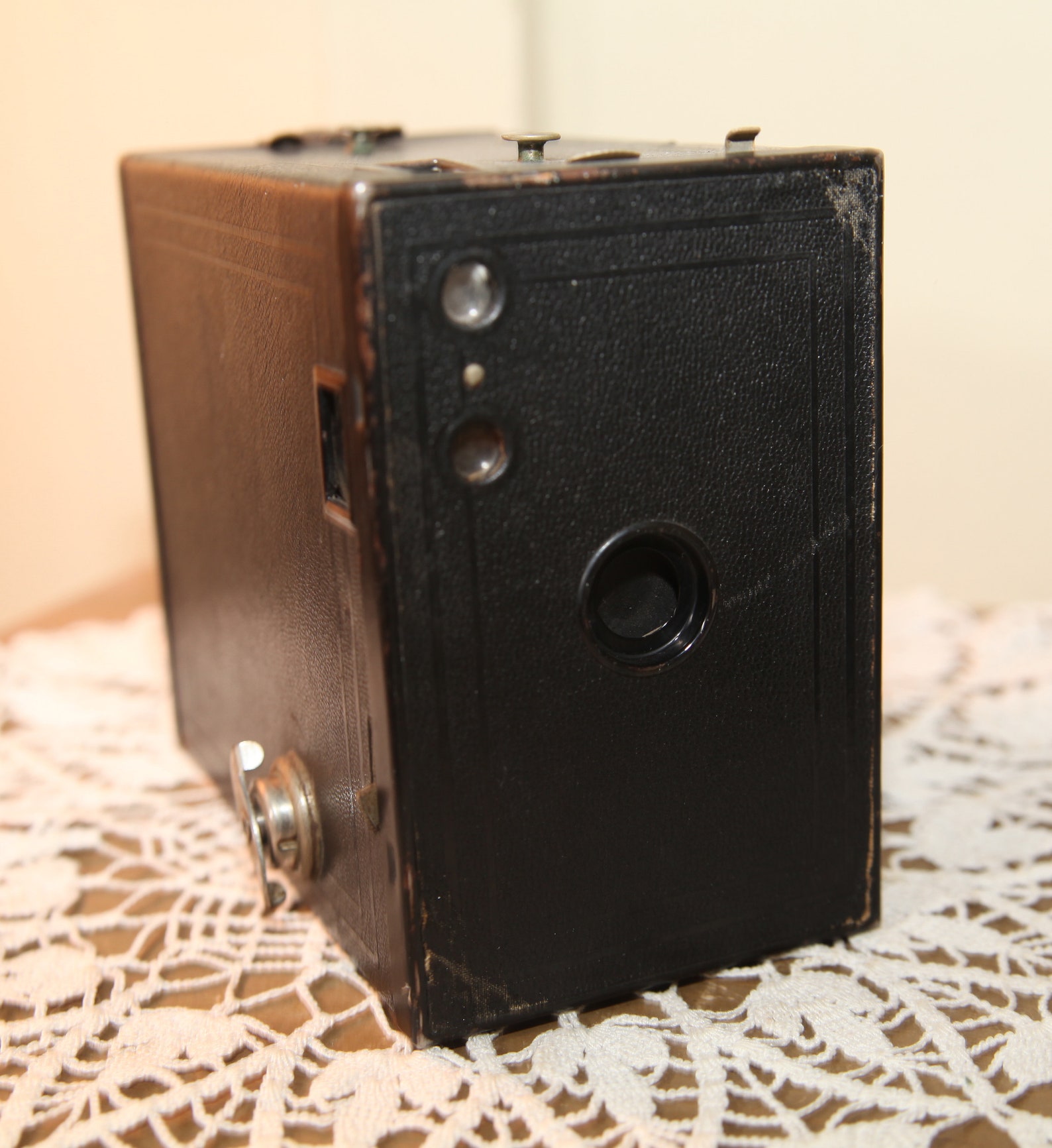 VINTAGE Antique Eastman Kodak Brownie Box Camera Made in NY - Etsy ...