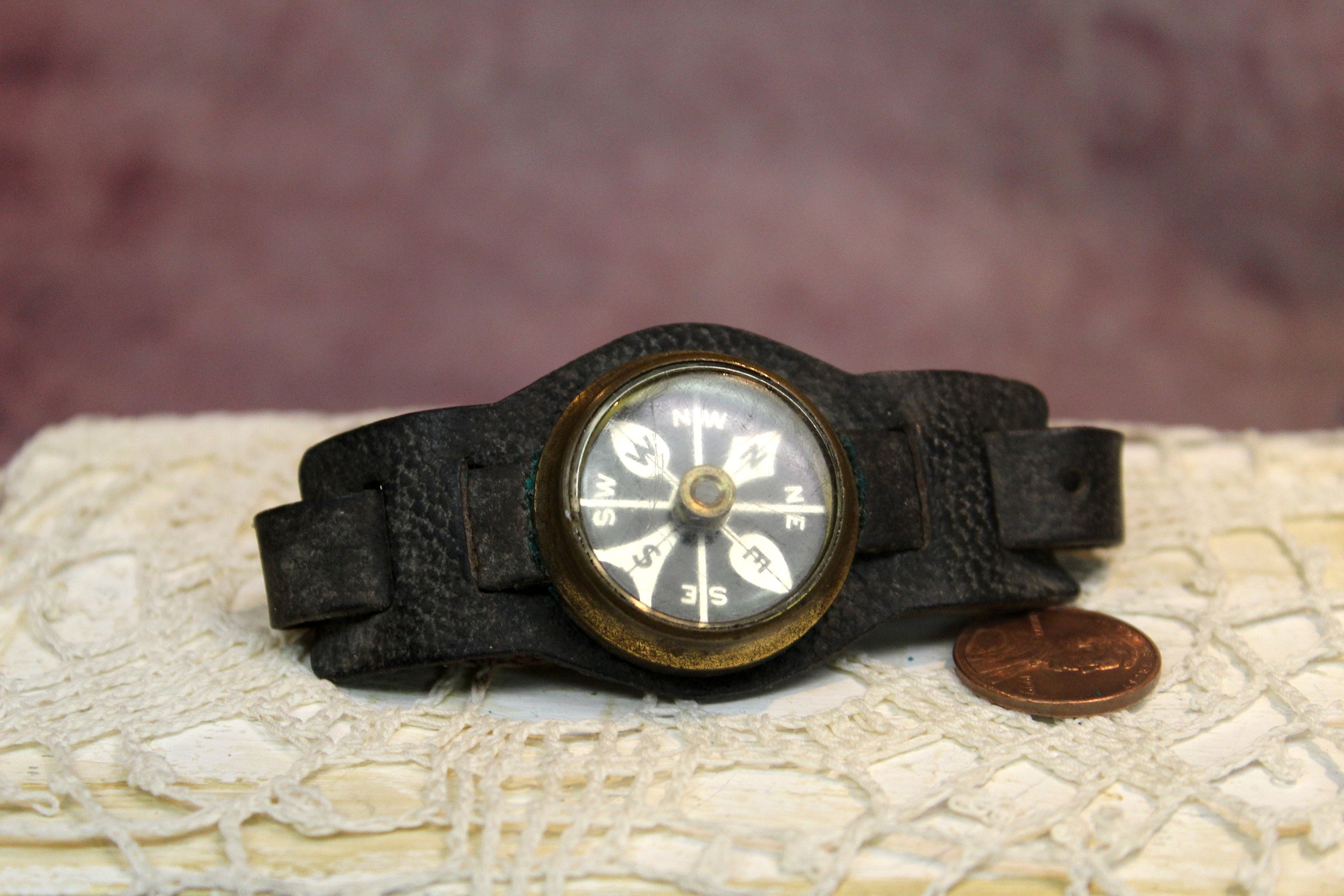 Vintage Compass Watch Like with Leather Band B89 | Etsy
