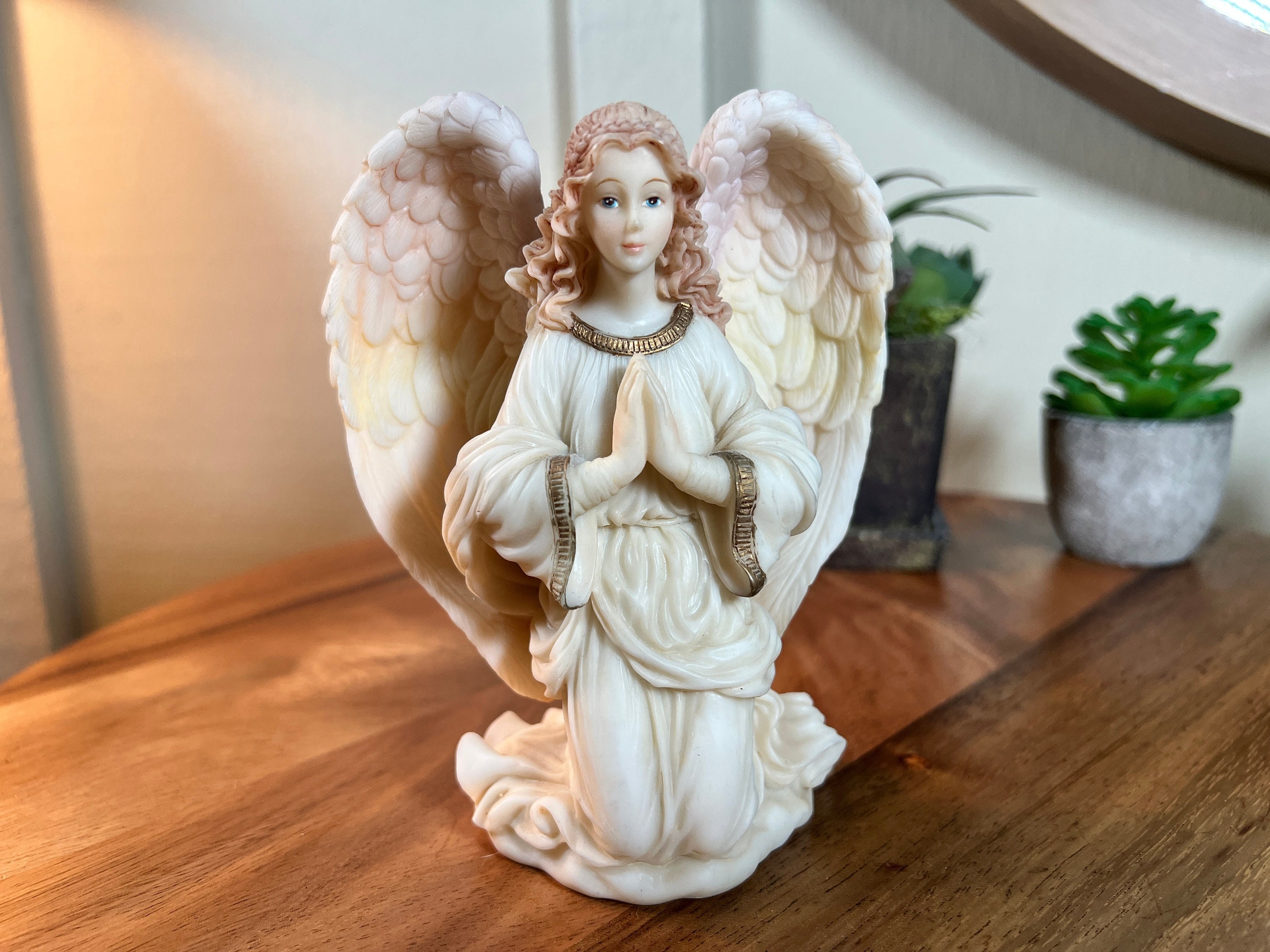 Seraphim Angels Statue