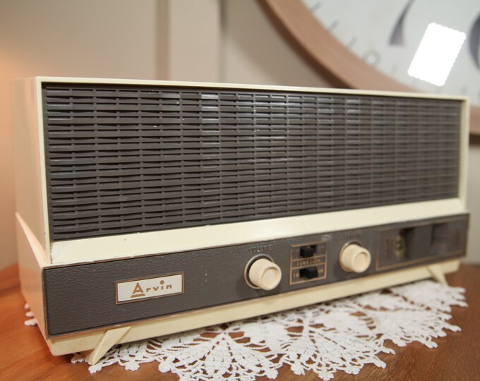 Vintage 1950's Arvin AM/FM Table Radio, WORKS, 13" B10-20 - Etsy