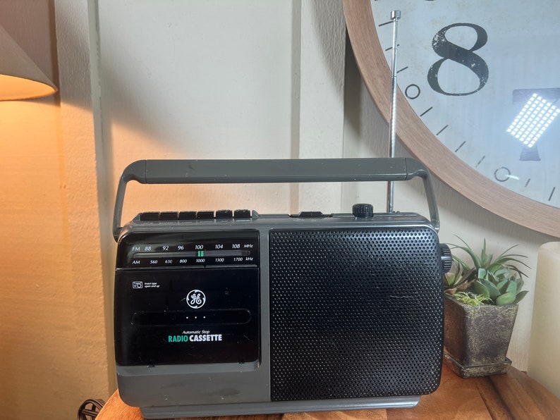 Vintage G.E. General Electric AM/FM Radio Portable Stereo - Etsy