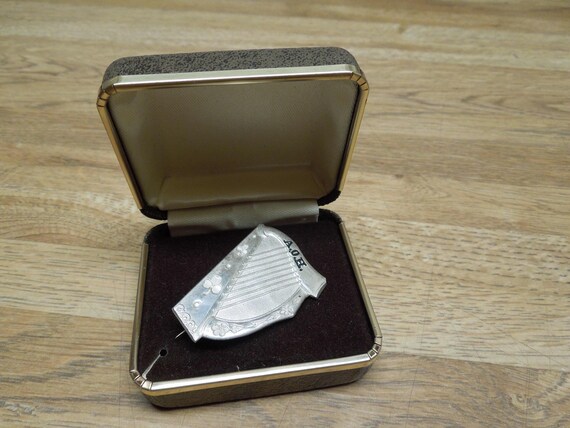 Antique Ancient Order of Hibernians Silver Harp Pin - Gem