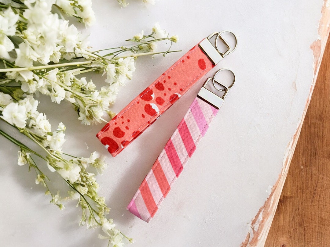 Peach Cheetah Keychain Wristlet, Pastel Retro Rainbow Keychain Wristlet ...