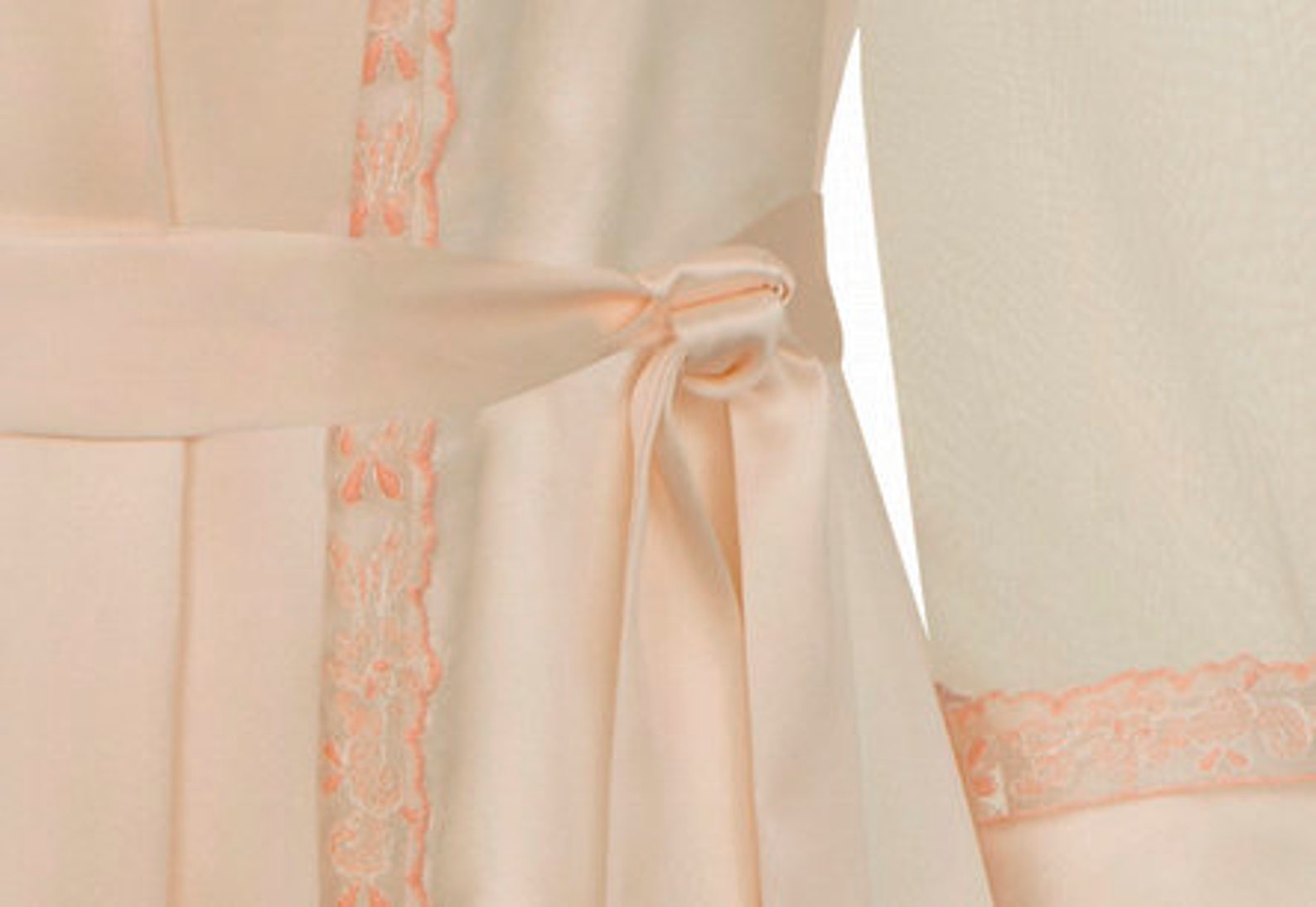 Peach Pink Silk Short Robe, Silk and Lace Dressing Gown, Silk Gown ...