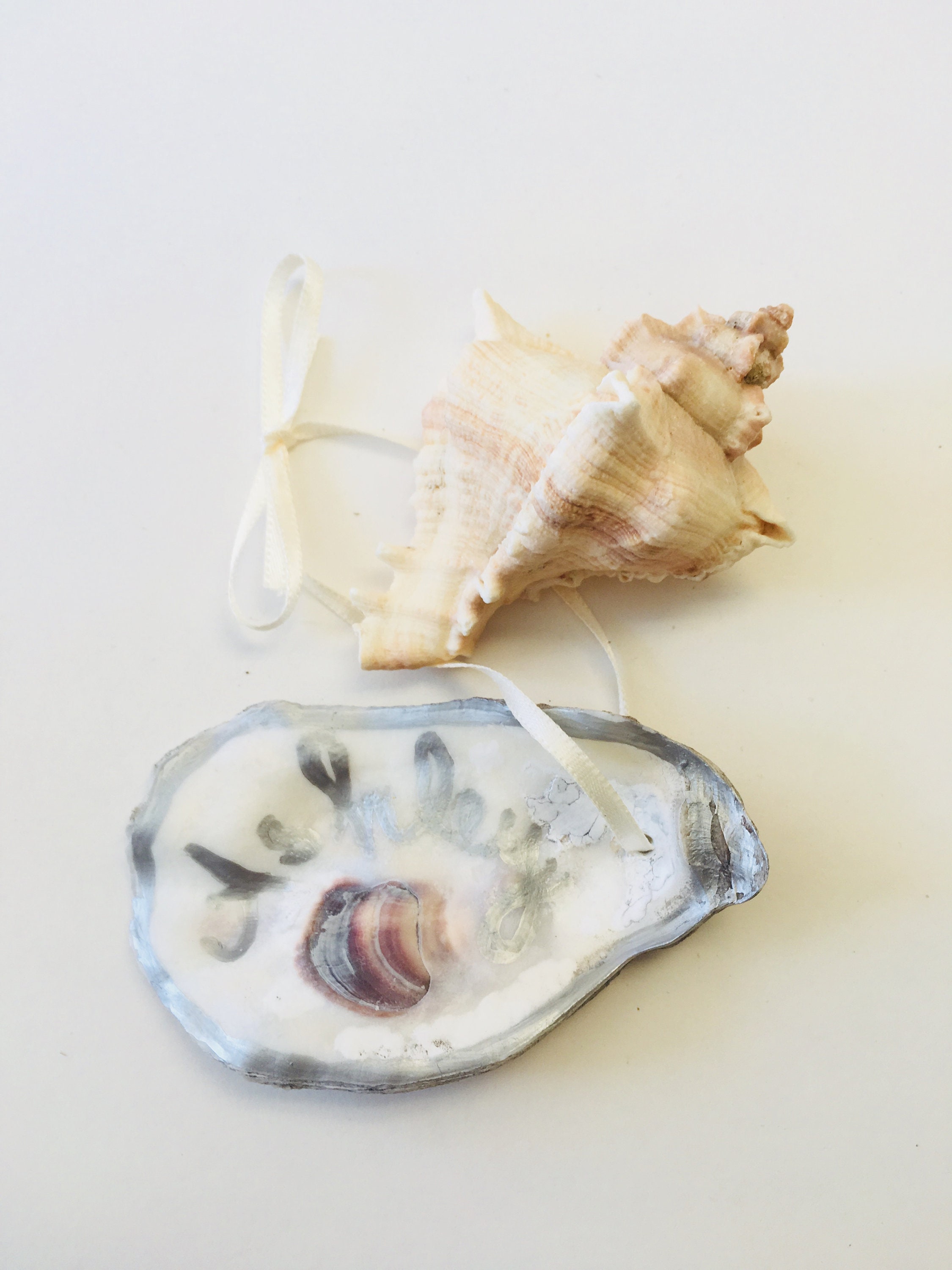 Personalized Natural Oyster Shell Place Card Holders / Name Card ...