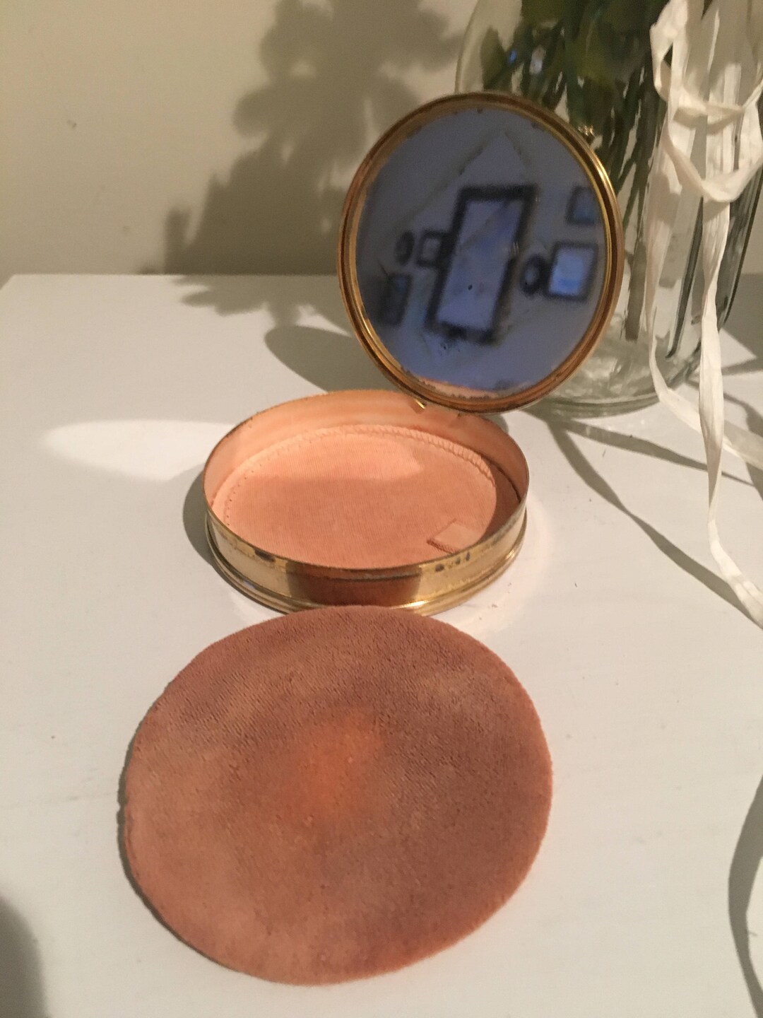 Timeless Beauty and Elegance for Vintage Girl With a Touch of Class ...