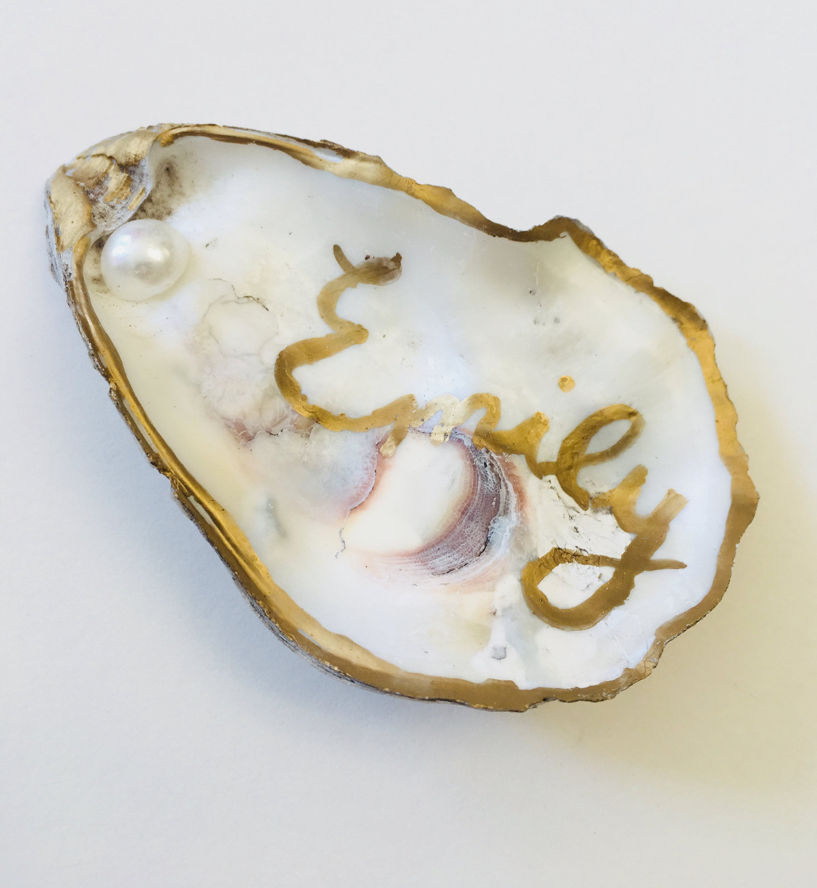 Personalized Natural Oyster Shell Place Card Holders / Name - Etsy
