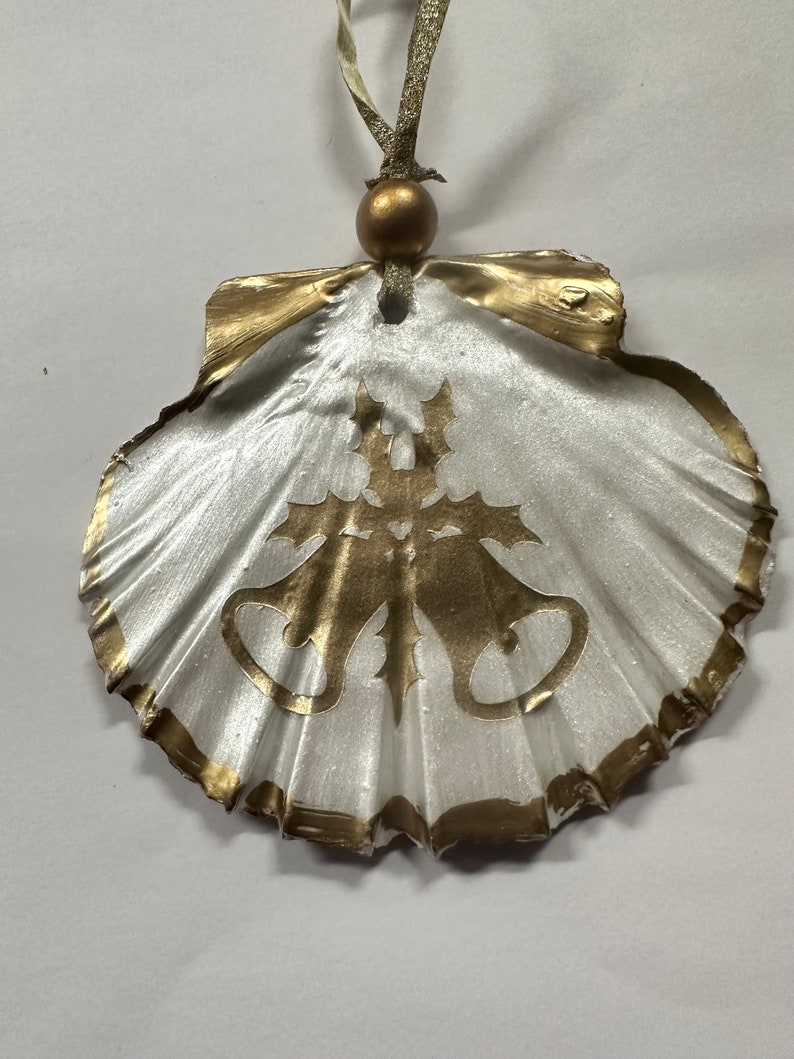 Scallop Shell Christmas Tree Ornament Coastal Christmas Elegant Modern ...