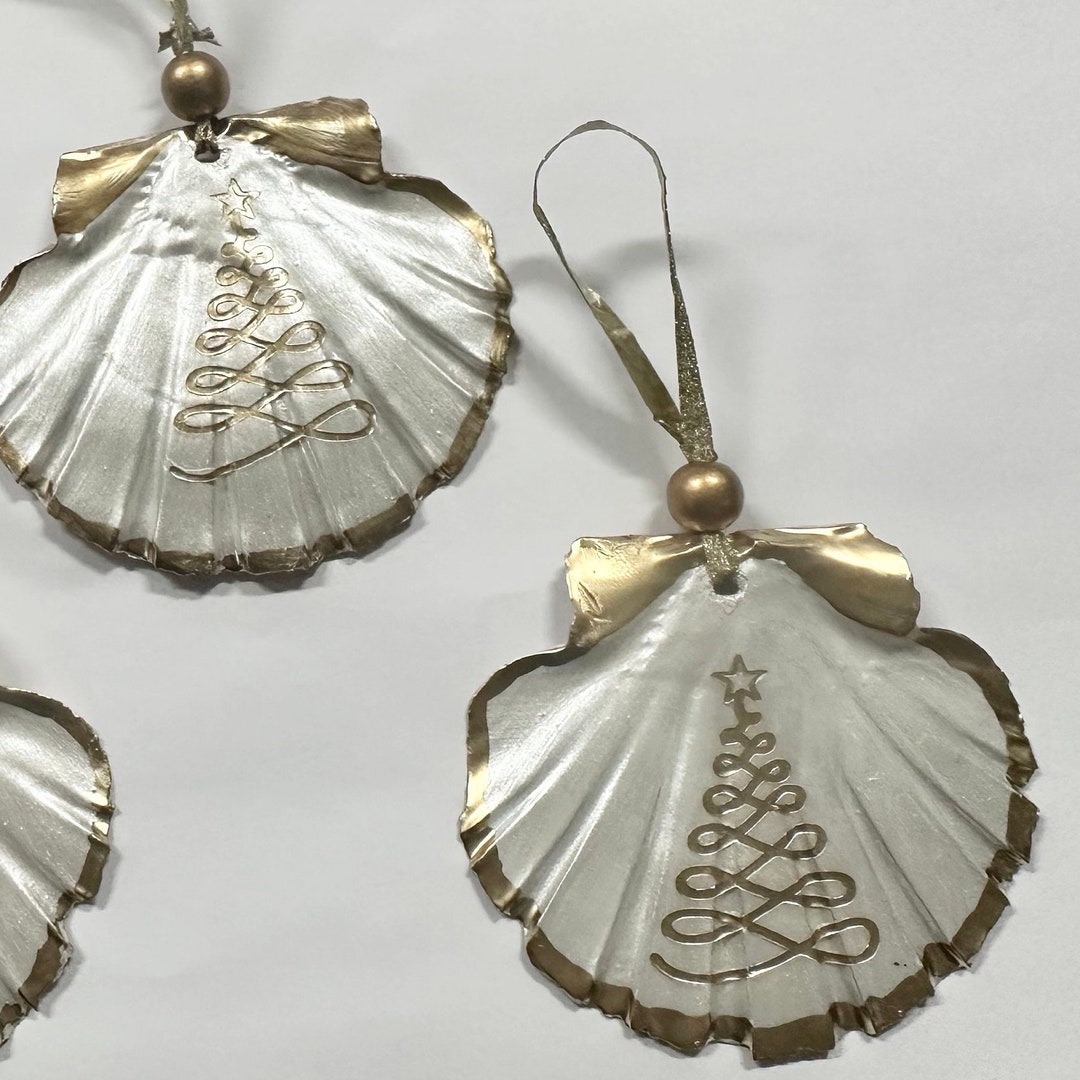 Scallop Shell Christmas Tree Ornament Coastal Christmas Elegant Modern ...