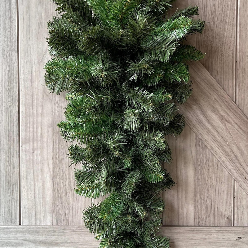 Tear Drop Wreath Swag - Etsy