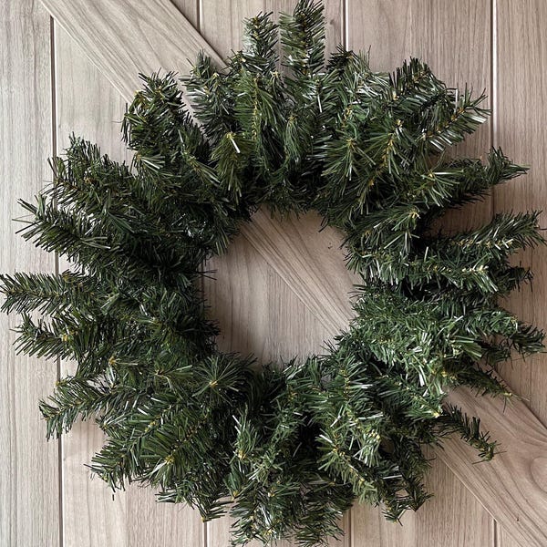 18 Inch Holiday Wreath - Etsy