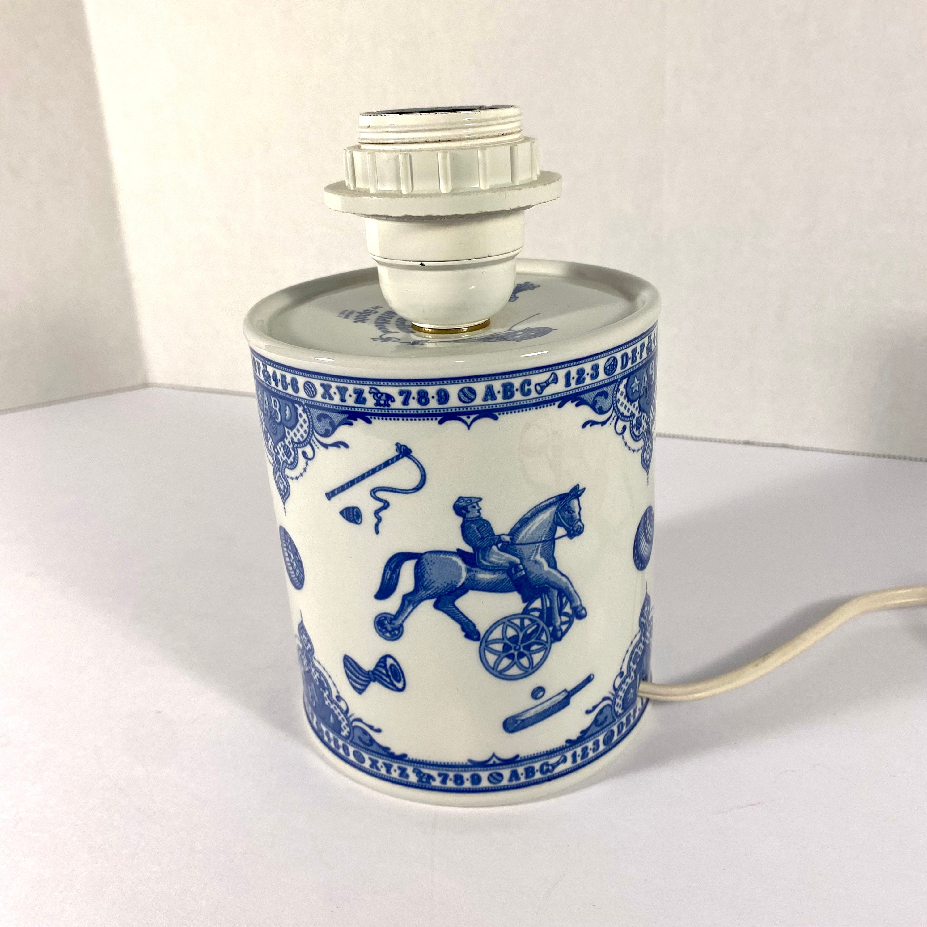 Spode Edwardian Childhood Collection Blue and White Imperial Ware Lamp ...