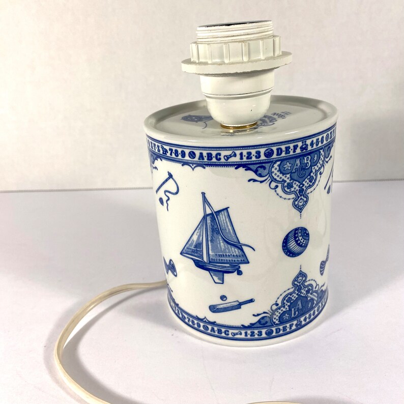 Spode Edwardian Childhood Collection Blue and White Imperial Ware Lamp ...