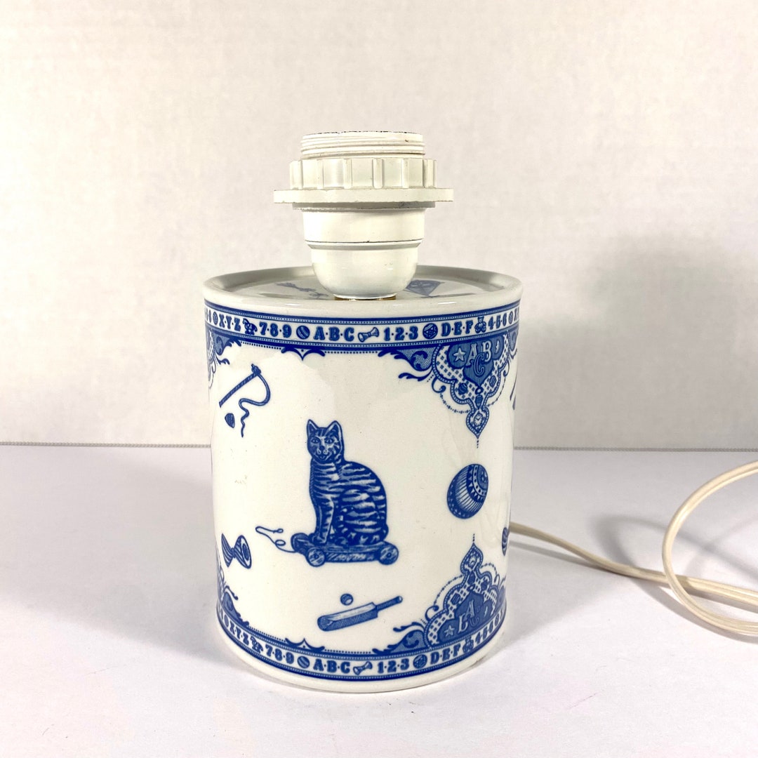 Spode Edwardian Childhood Collection Blue and White Imperial Ware Lamp ...