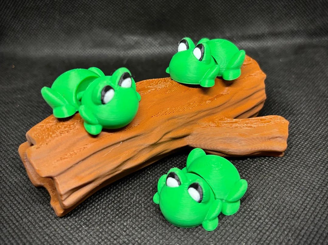 Hand Made Flexi Frog Figure - 3D Printed Toy, Collectible Décor, Unique ...