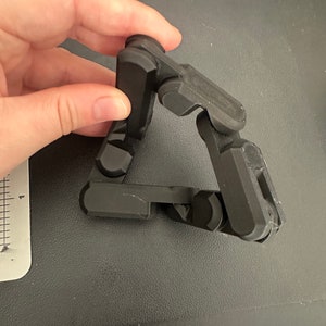 3D Printed - Infinity Flip Fidget - Etsy