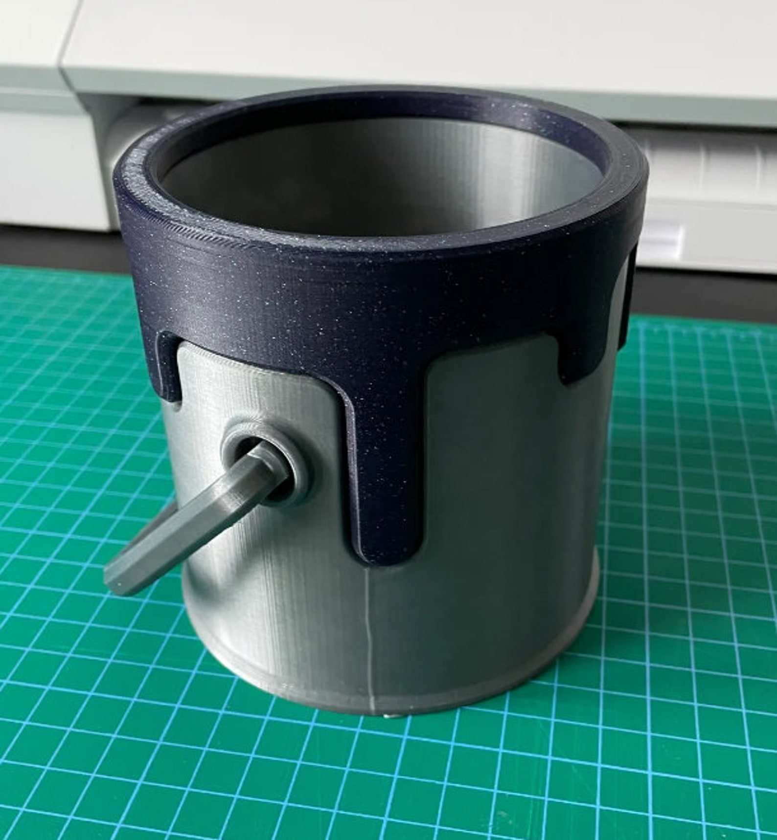 3D Printed - Mini Drippy Bucket - Etsy