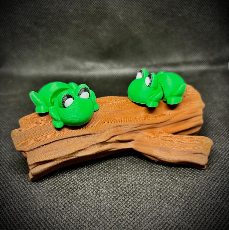 Hand Made Flexi Frog Figure - 3D Printed Toy, Collectible Décor, Unique ...