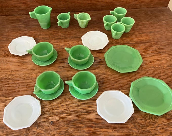 1940 Akro Jadeite Agate Children's 21 Piece Glass Tea Set. - Etsy