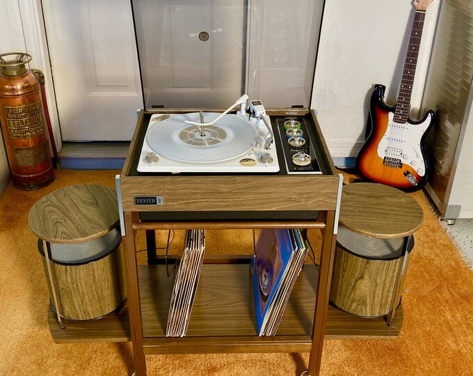 Fully Serviced 1969 Zenith Circle of Sound Record Player With Speakers ...