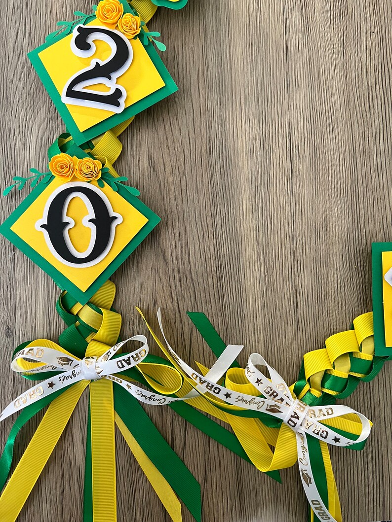 Four Ribbon Graduation Lei - Etsy