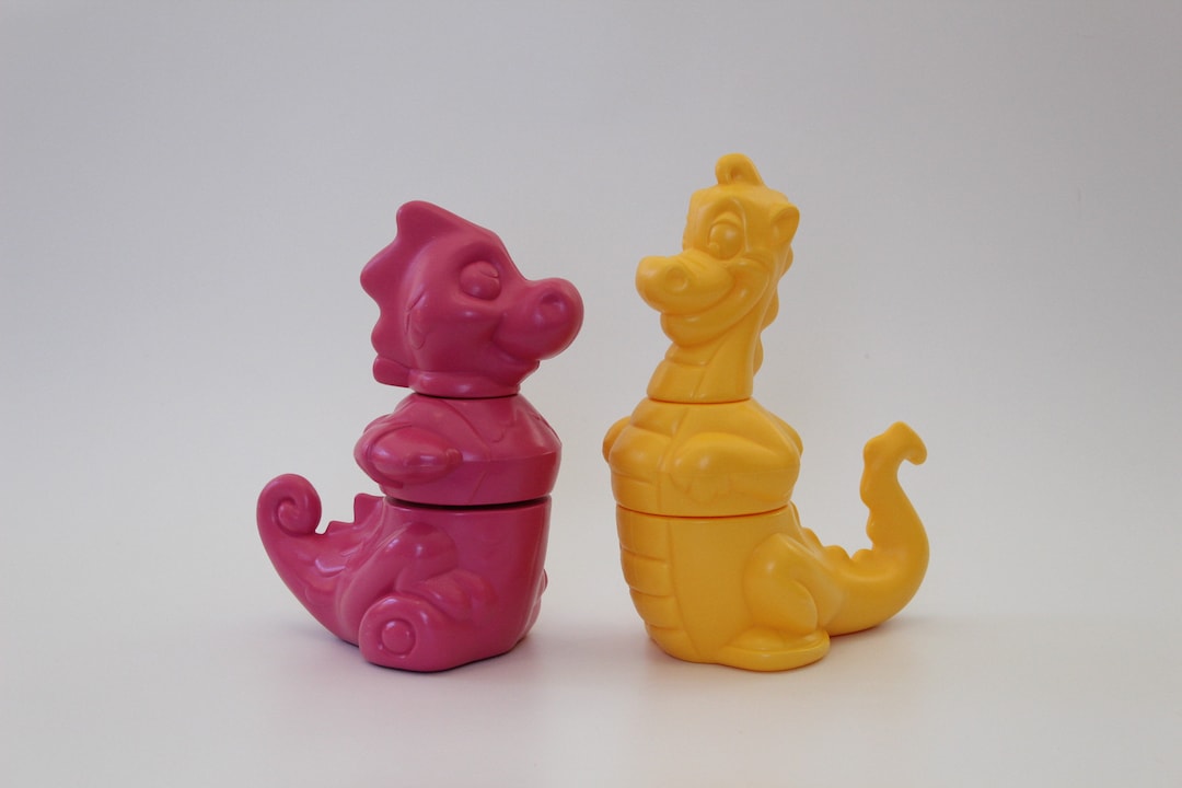 The 2 DRAGONS Tupperware Toys, Vintage Tuppertoys Puzzle Set - Etsy