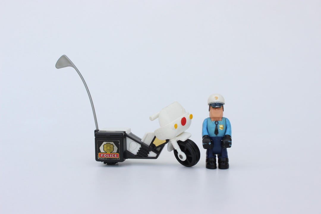 The POLICEMAN on a Motorcycle! Vintage Fisher Price HUSKY Helpers ...
