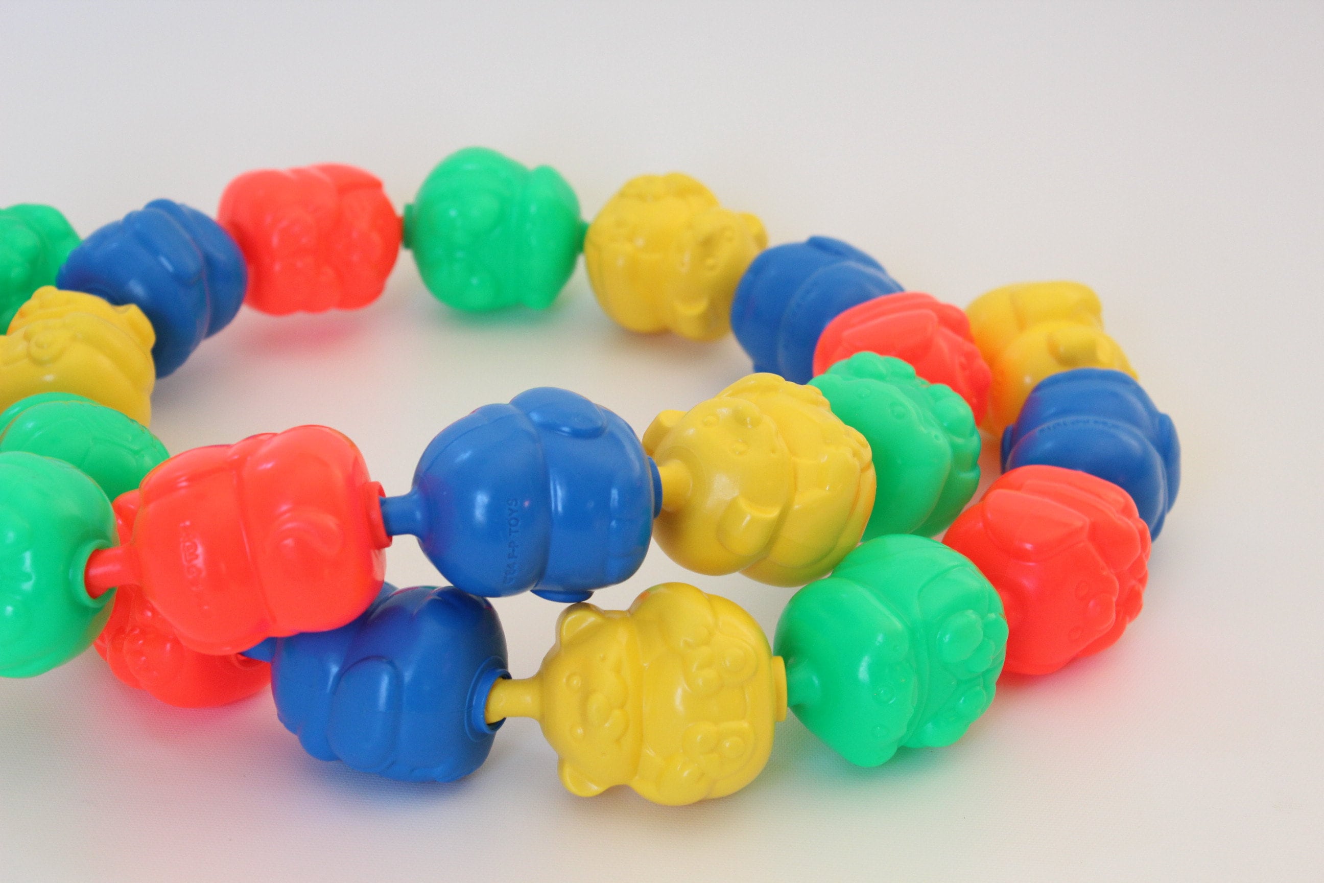 Set of 24 Animals BEADS Vintage Fisher price 2100 Snap lock ANIMALS Vintage FP Toys 1985 1988 Made in U.S.A Etsy UK