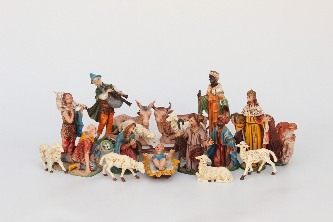 Beautiful! Set of 18 Extra LARGE Vintage NATIVITY Figurines, 7 1/2 ...
