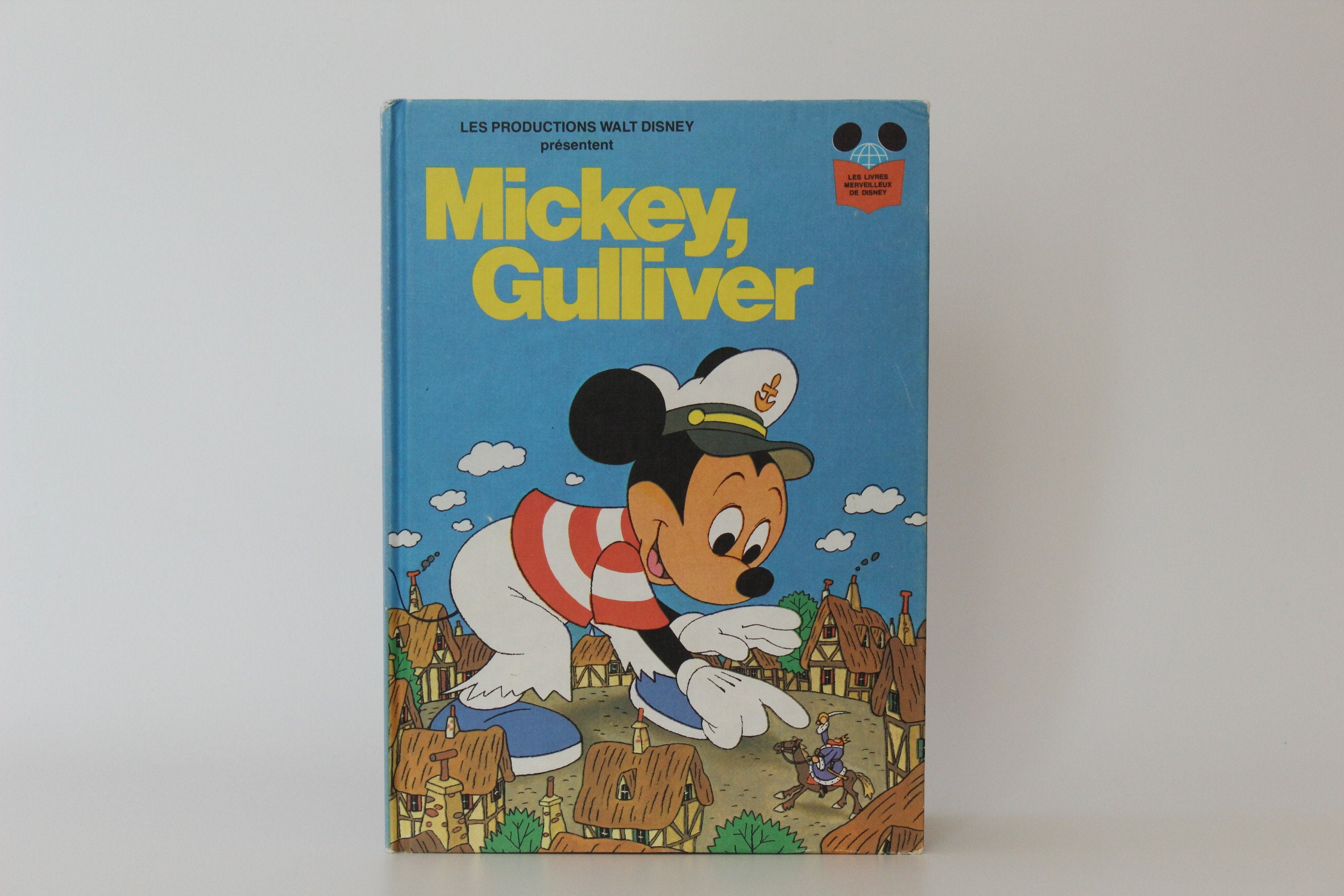 Gulliver Mickey Book
