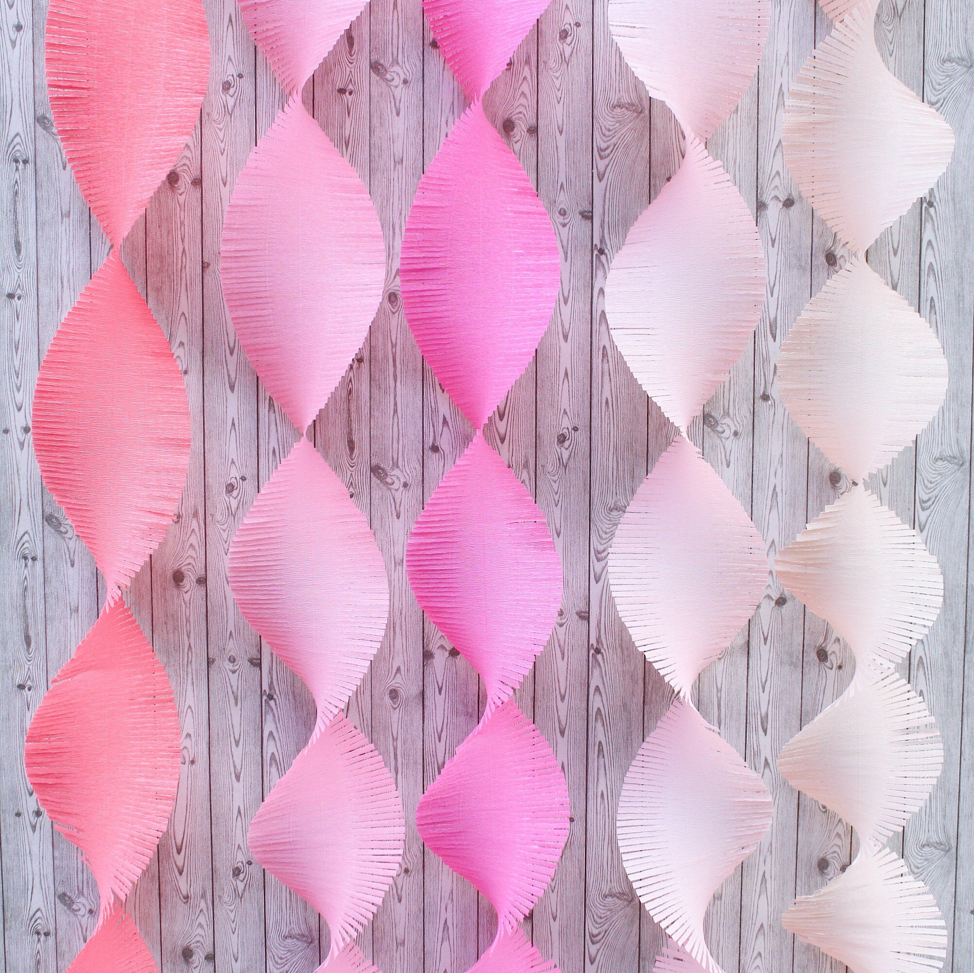 Paper streamer garland store