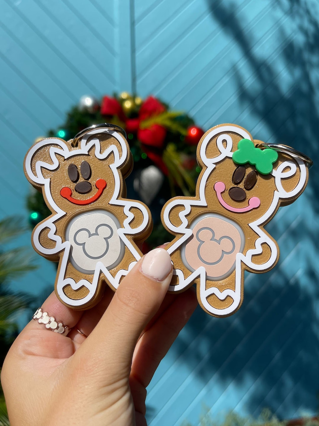 Gingerbread Mouse Magic Band Buddy Plus - Disney Magicband+ Plus Puck ...