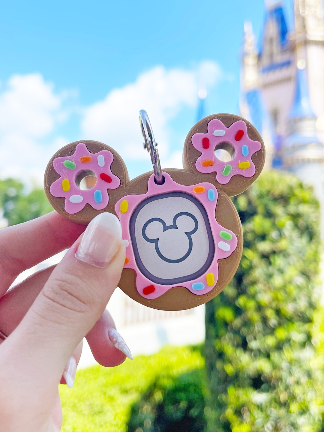 Donut Magic Band Buddy - Disney Magicband+ Plus Puck Holder Icon Keeper ...