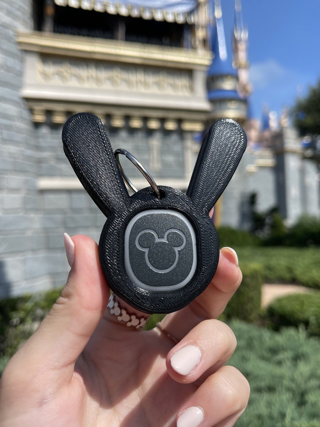 Lucky Rabbit Magic Band Buddy - Disney Magicband+ Plus Puck Holder Icon ...