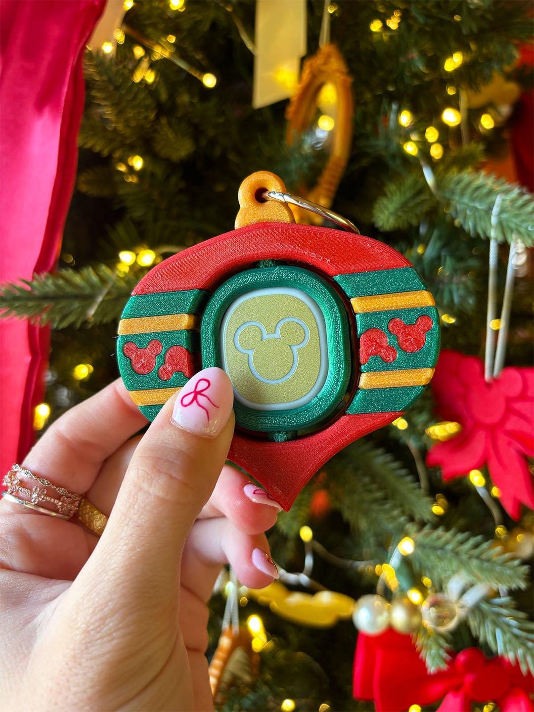 Spinning Ornament Magic Band Buddy - Disney Magicband+ Plus Puck Holder ...