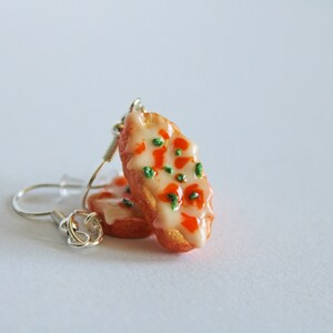 Garlic Bread Earrings | Realistic Food Jewelry | Original or Cheesy ...