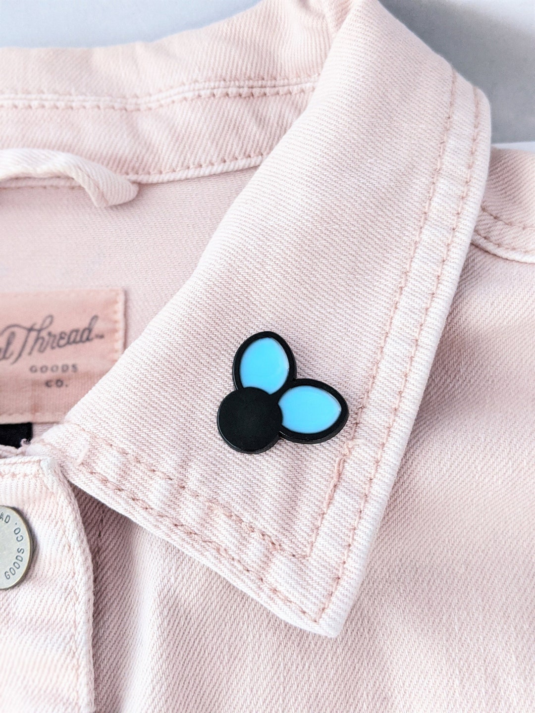 Lil Fly Soft Enamel Pin – Translucent Wings, Cute Bug Lapel Pin - Etsy