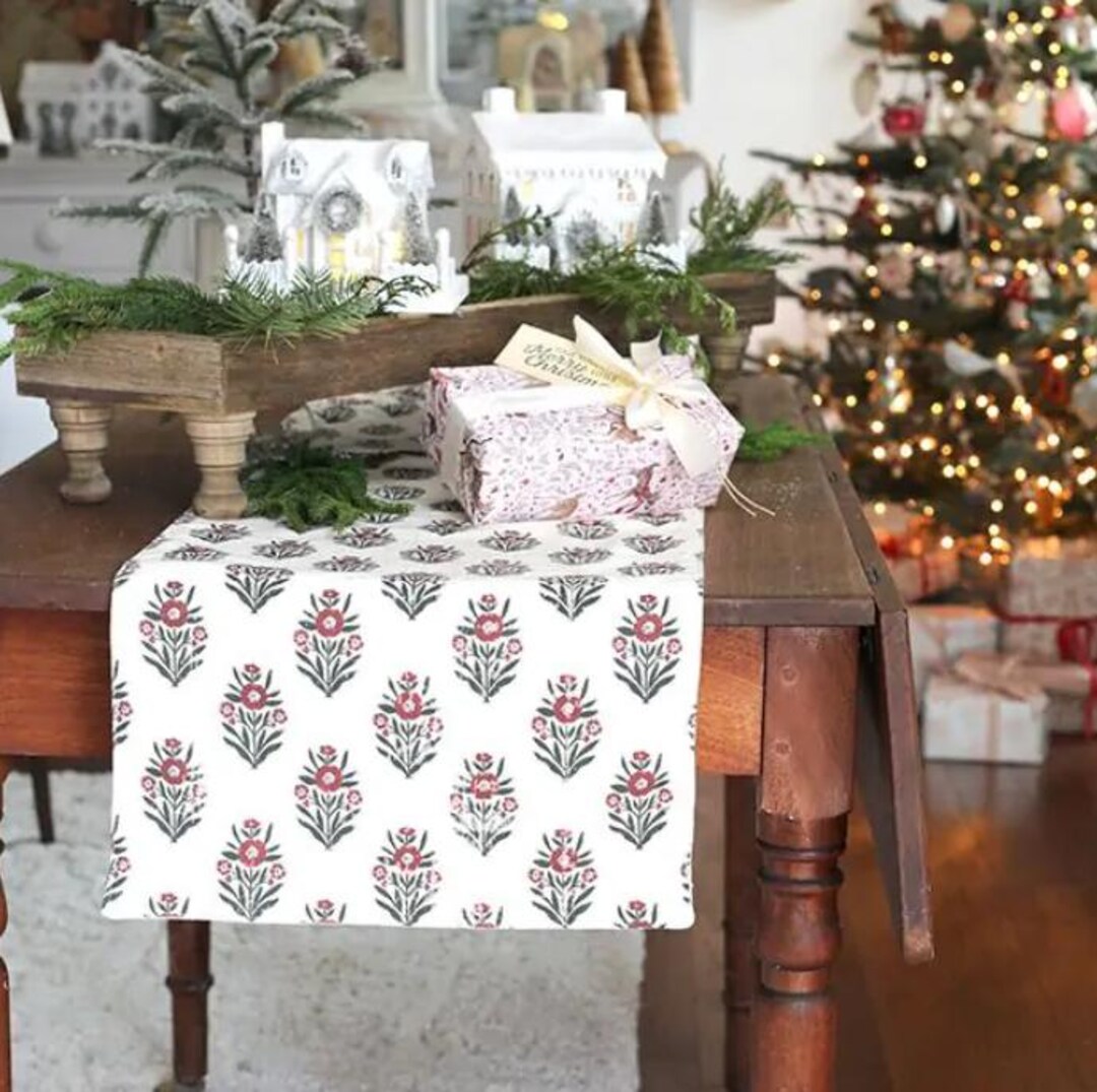 Vintage Floral Block Print Table Runner - Etsy