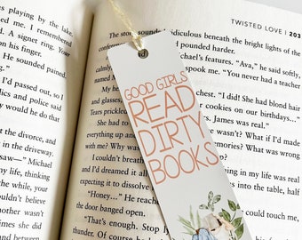 Good Girls Read Dirty Books - Etsy
