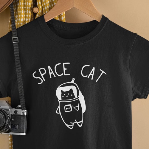 Space Cat Tshirt / Space Lovers Cats in Space Astronomy - Etsy