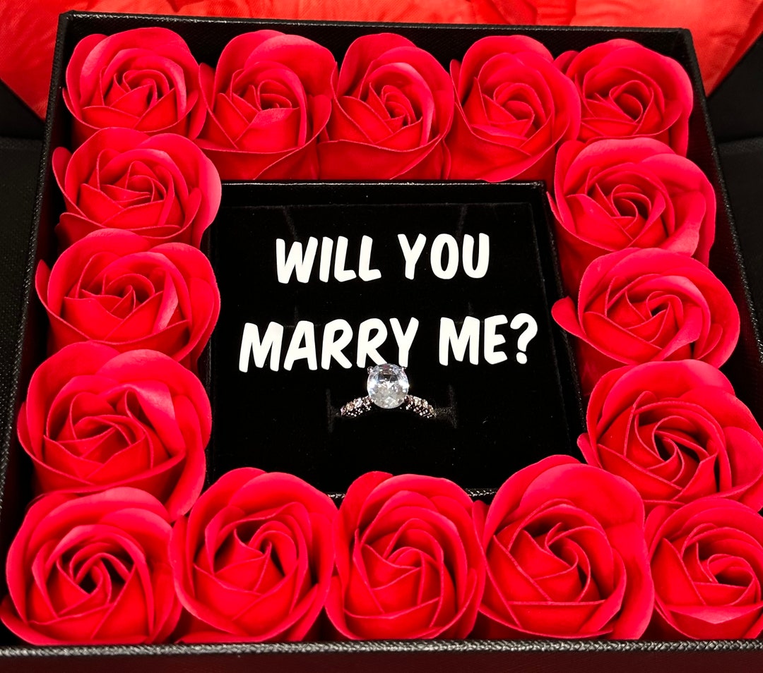 PROPOSAL RING Gift Box With 16 Soap Roses, Valentine's Day, Proposal ...
