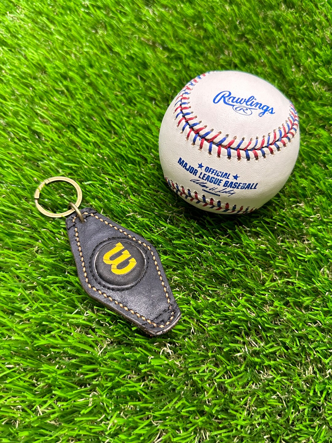 Handcrafted Distressed Wilson Baseball Glove Keychain - Etsy