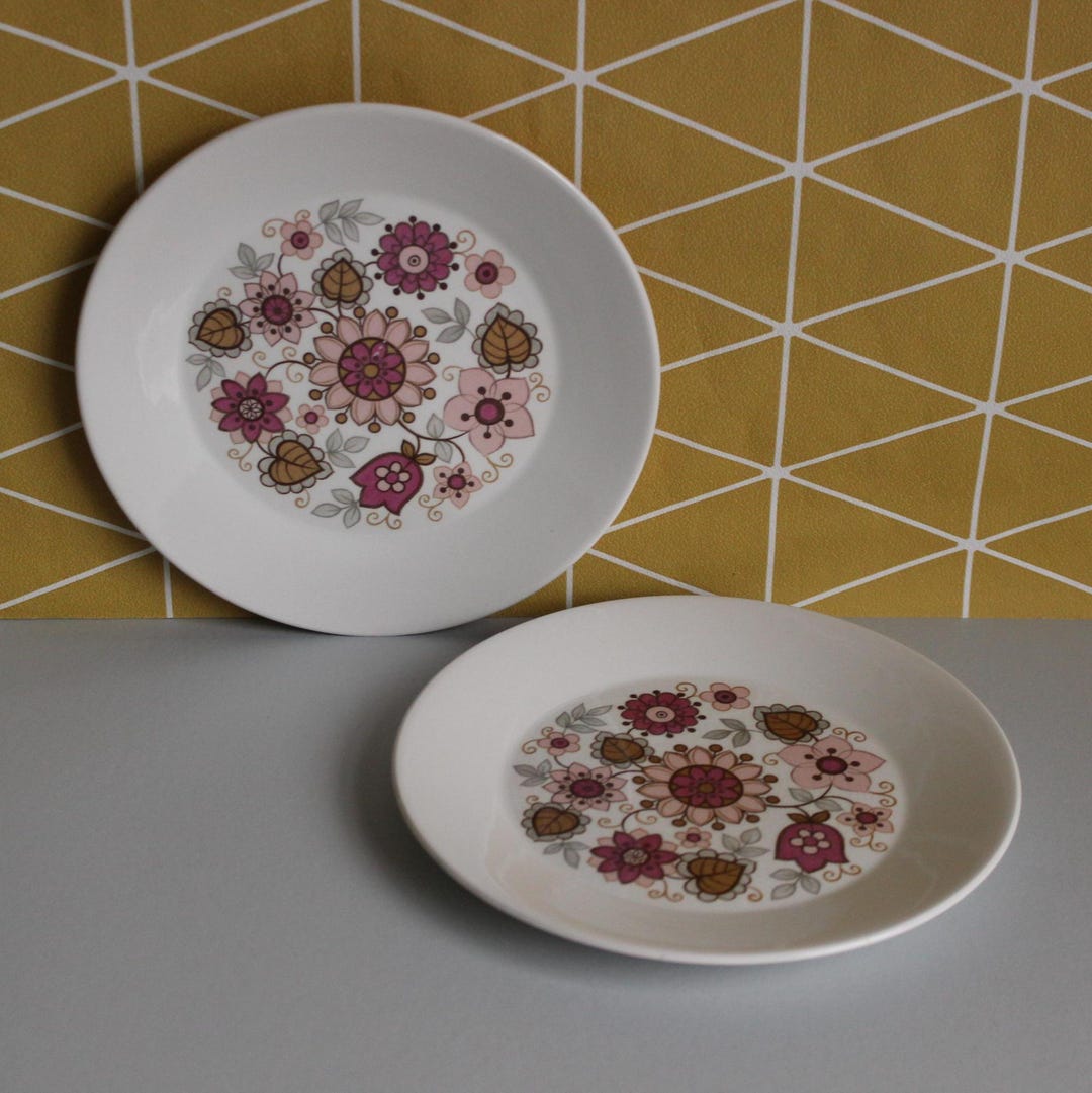 Pair of Vintage 60s J&G Meakin Studio 'filigree' Pink Retro Flower ...
