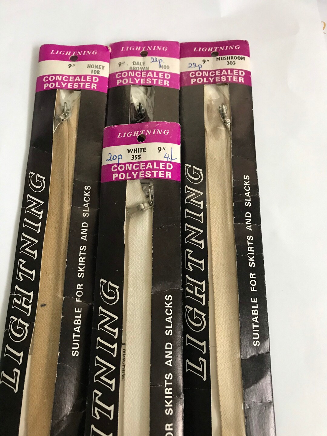 Vintage Lightening Concealed Zip Still in Packaging White - Etsy