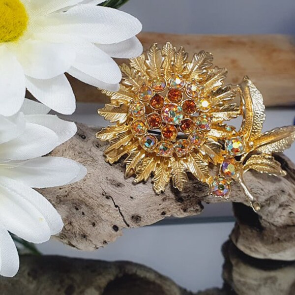 Sunflower Brooch - Etsy UK