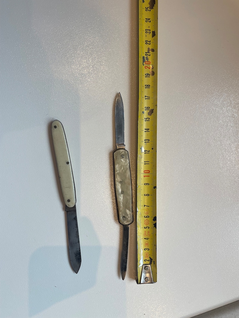 Mini couteaux de poche ancien en corne ou os - Etsy France